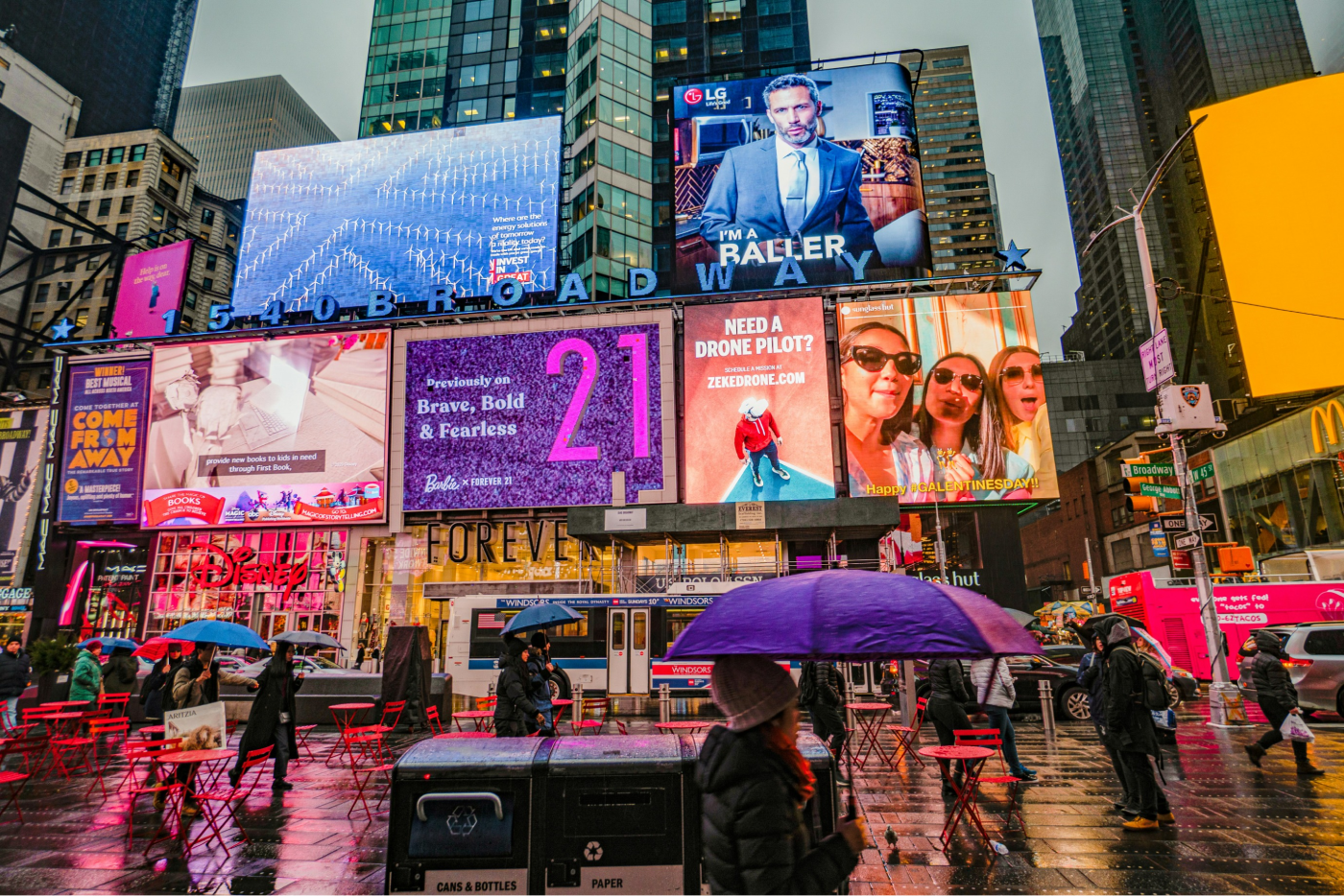 Digital Out-of-Home (DOOH) Advertising Explained